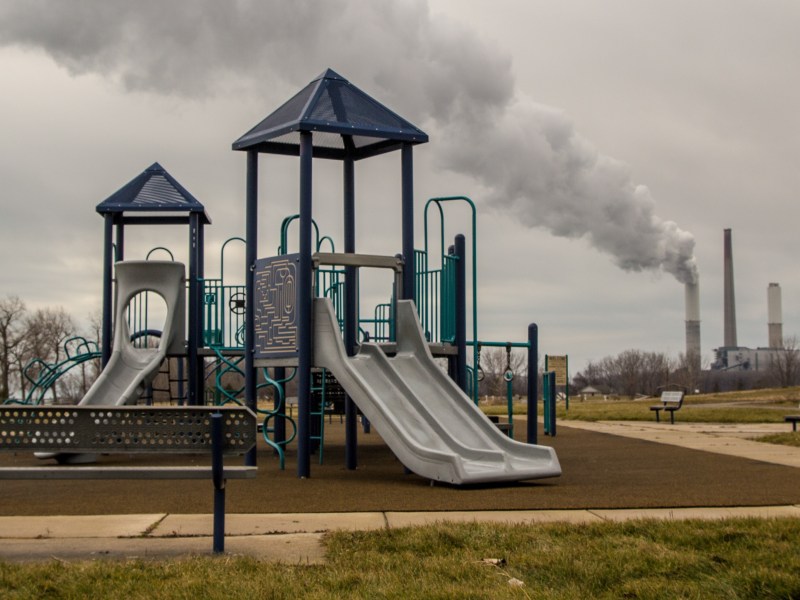 A Dangerous Chemical Is Fouling Niagara Falls’ Air. New York State Hasn ...