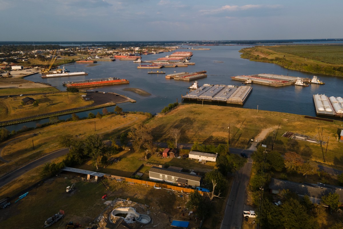 7 federal policy changes that will hurt polluted communities – Houston ...